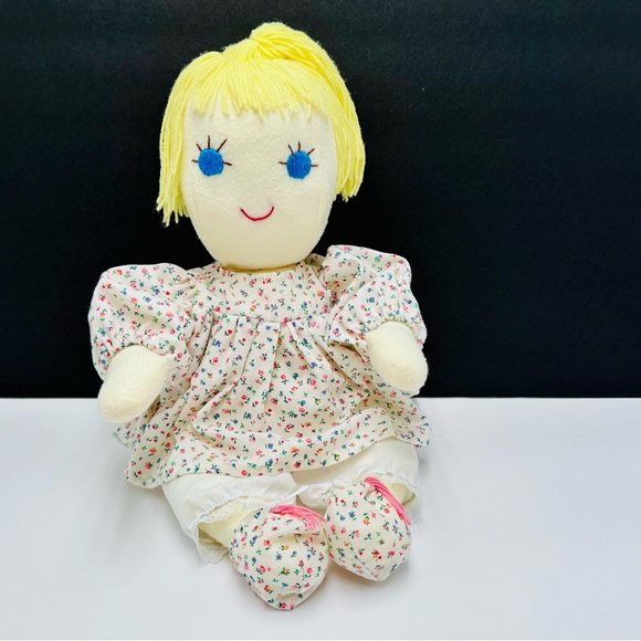 Handmade | Toys | Vintage Blonde Cloth Rag Doll 6 Embroidered Cute Face ...